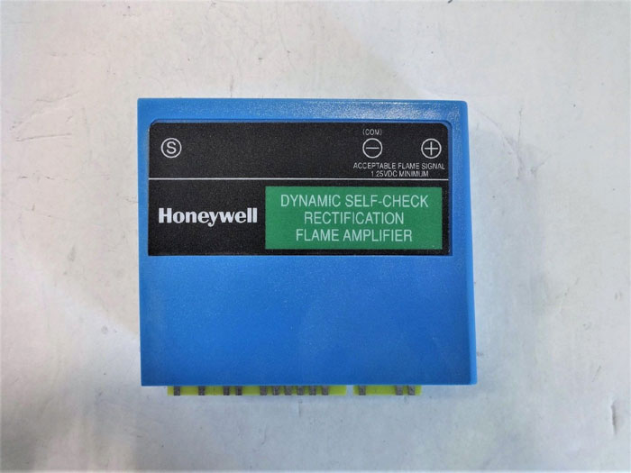 HONEYWELL DYNAMIC SELF-CHECK RECTIFICATION FLAME AMPLIFIER R7847 C 1005