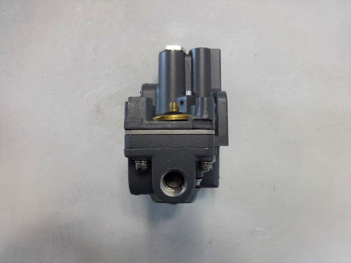 Moore 74N H/FR Valve Positioner, B/M 12372-74N/21UI